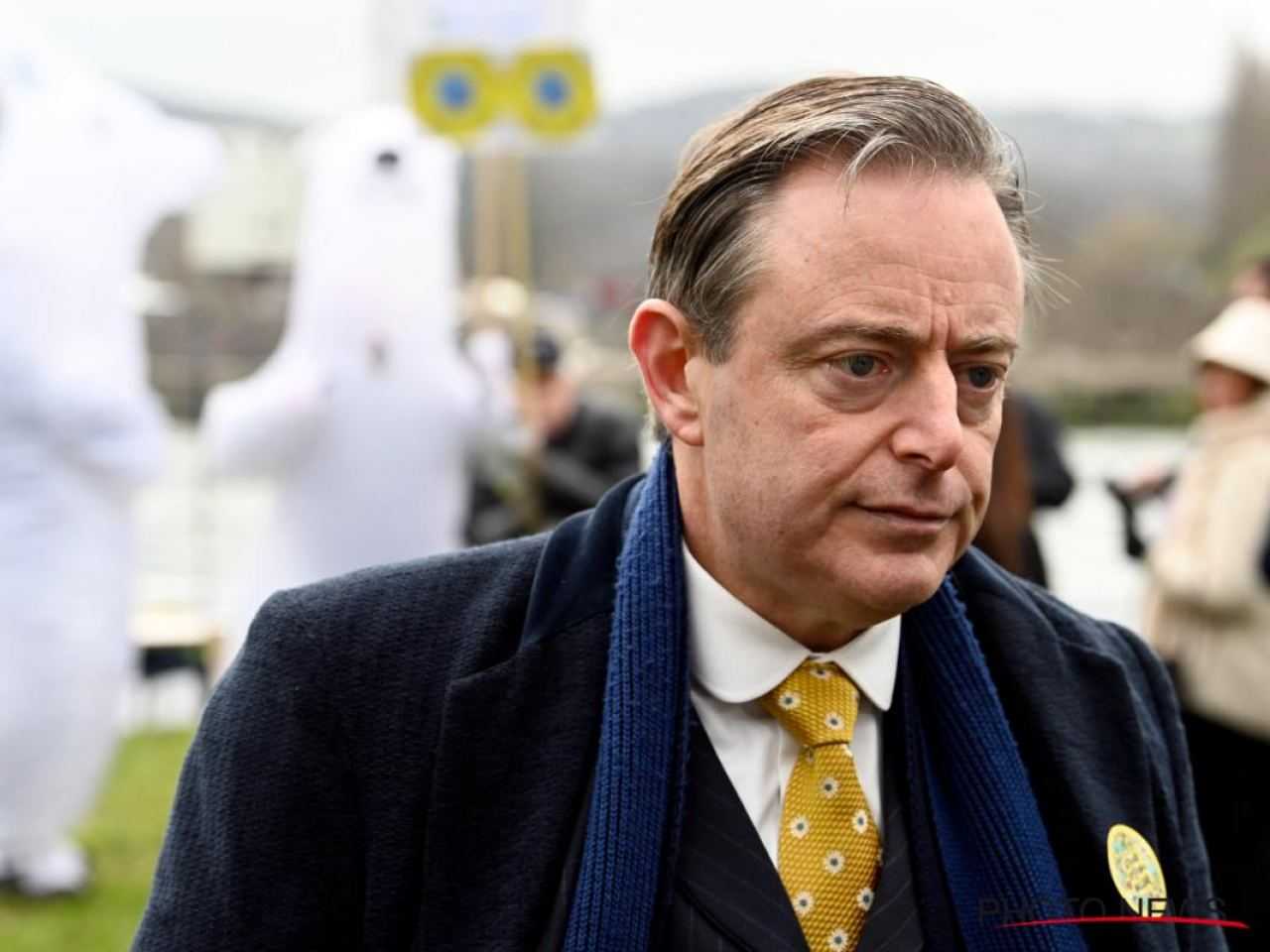 Bart De Wever wil iets kwijt over de ziekte van zijn vrouw | Redactie24 Bart De Wever wil iets kwijt over de ziekte van zijn vrouw | Redactie24
